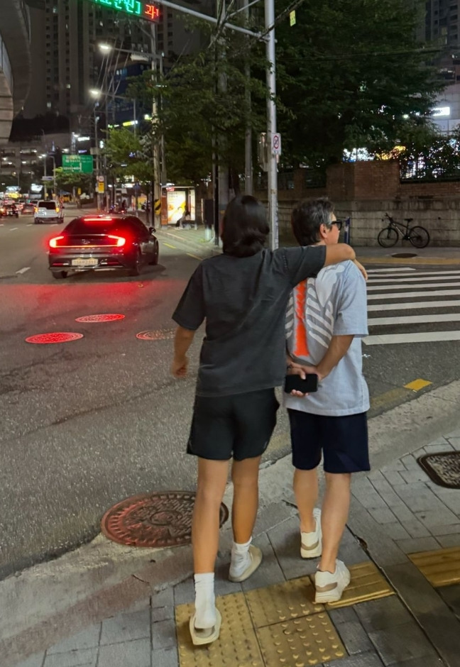 윤종신 전미라 업고 튀어” 19년차 부부의 알콩달콩 일상