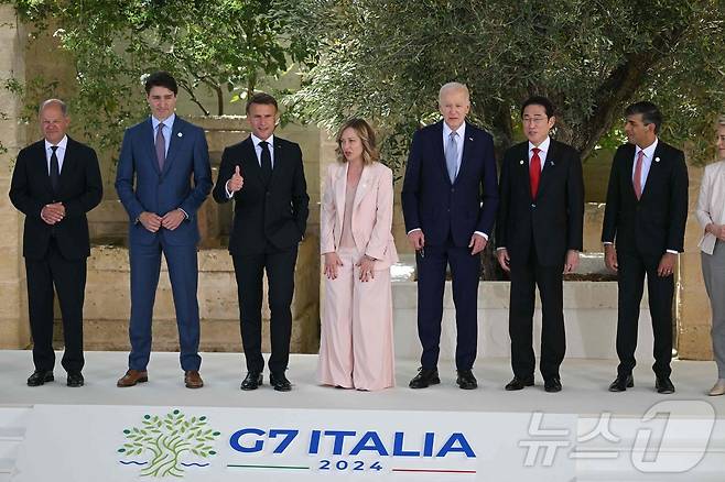 G7 러 동결자산 이자 담보로 우크라에 69조원 지원종합