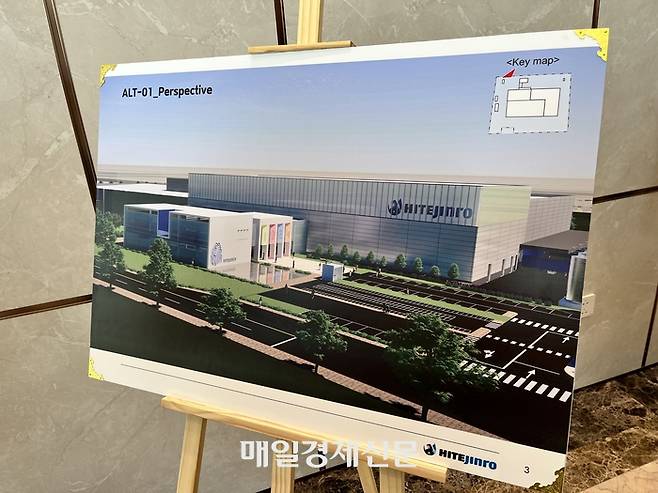 세계에 K 소주 심는다”하이트진로 ‘축구장 11배 베트남 땅에 공장 신설