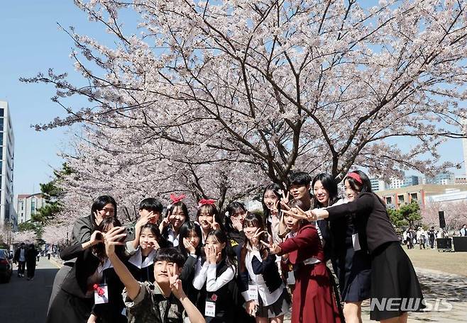 대입 후 박사까지 55년에조기 사회진출 유도 저출생 대책