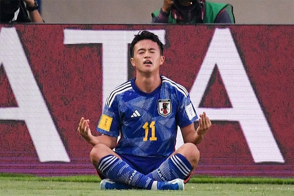 오피셜 ‘日 또 한 명의 프리미어리거 탄생하나 17세 유망주 공격수 사우스햄튼 사전 계약 체결