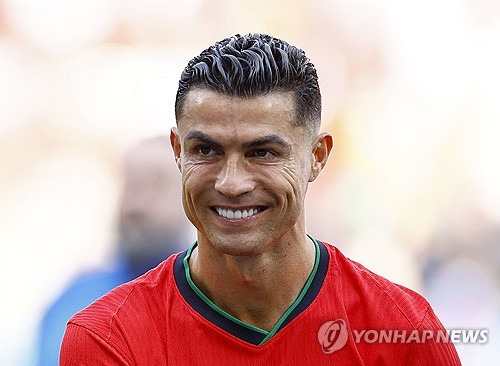 욕심쟁이 호날두 골 양보 이유 있었네유로 최다 도움 공동 1위 포르투갈은 16강행