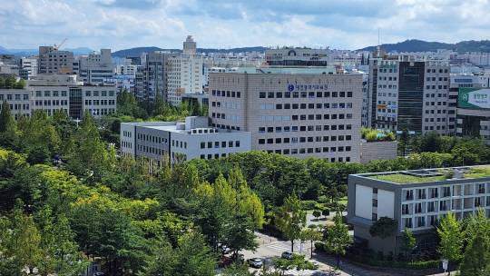 대전 학부모단체 여중생 제자와 동성 교제 여교사 파면하라”