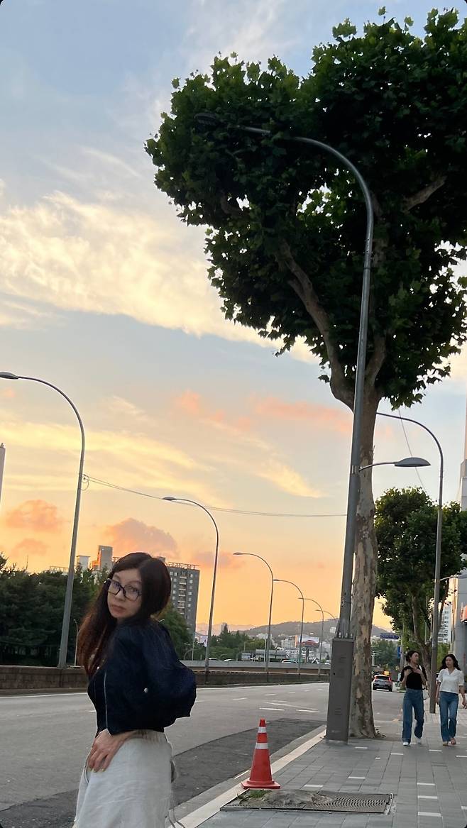61세 황신혜 우리 엄마 80대 맞아우아한 모녀 롱스커트 시밀러룩 스타와 패션