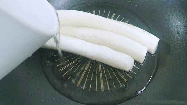 냉동 가래떡 이렇게 하니 떡집에서 갓 뽑은 듯 대박 쏙쏙팁