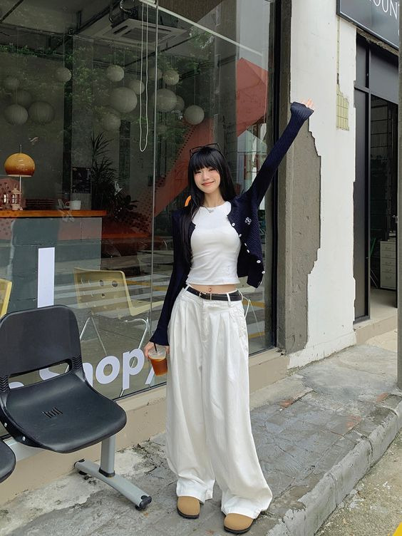 여름철에도 피부를 지키자 여름철 가디건 코디 파이베트