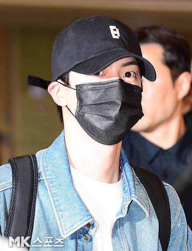 BTS 진 ‘선한 눈빛’ [MK포토]