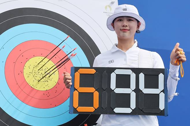 양궁 임시현 ‘새 역사 썼다랭킹 라운드 세계·올림픽 신기록 달성 2024 파리
