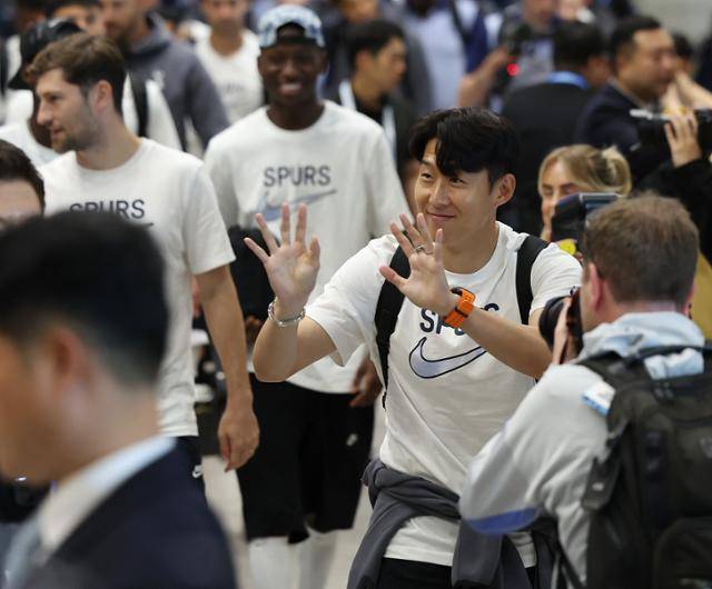 아시아 축구에 영감을 줘 감사합니다일본에서 찬사받은 손흥민