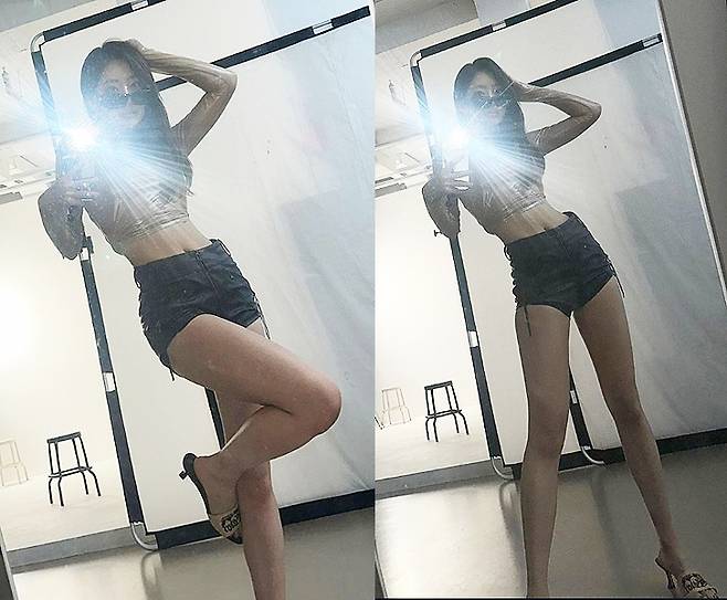 쥴리 아찔한 핫팬츠 입고 1m 훌쩍 넘을 롱다리 뽐내 깜짝 스타와 패션