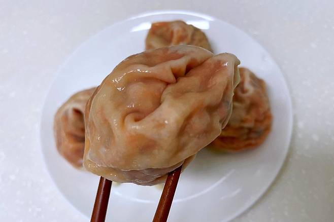 냉동만두 물에 담가두는 이유 박수가 절로 나옵니다~ 쏙쏙팁