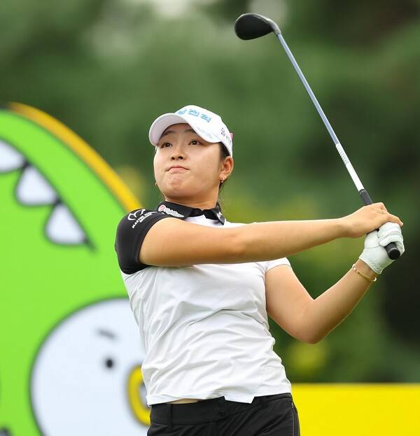 잘 맞는 코스에서 선전한 유현조 루키 첫 우승 기대 Klpga 메이저 Kb금융