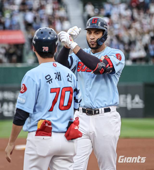 레이예스 韓 두 번째 200안타 Kbo 신기록까지 단 2개6 0→8 12 롯데 홈 최종전 충격의 역전패 Md부산