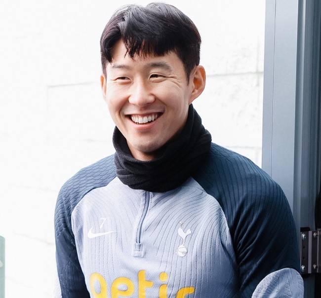 맨유 2번 죽였다토트넘 선배 손흥민 있었으면 6골 넣었다 정말 잘했어