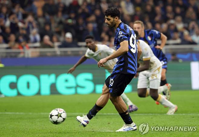 축구장서 벌어진 대리전이란 타레미 이스라엘 골키퍼에 Pk골