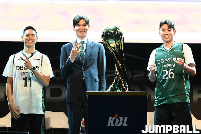 미디어데이 감독 선수가 꼽은 우승후보는 Dbkt 2표는 문성곤 덕분