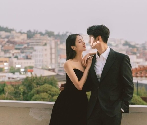 아무도 모르게 3년 연애하다 깜짝 결혼한 ️ 비주얼 여배우 스포엔 뉴세이