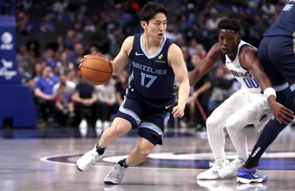 키 172㎝ 가와무라 Nba서 뛸까멤피스와 투웨이 계약