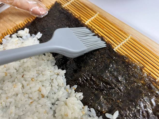 김밥 그냥 싸지 마세요 이렇게 하면 절대 터지지 않습니다 텐꿀팁