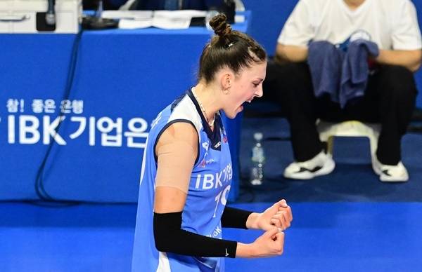 챔프전 Mvp거미손 40점 합작 ‘35점 우크라이나 특급 화력 잠재우다‘엘리안 야마토 만점 데뷔 한국전력 대한항공
