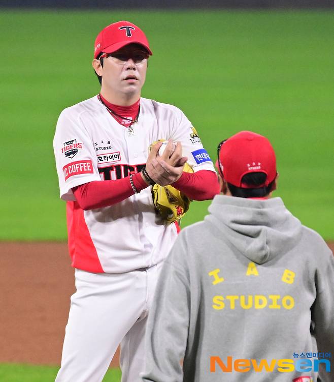 디아즈 연타석포에 무너진 양현종 한국시리즈 5차전 22이닝 5실점