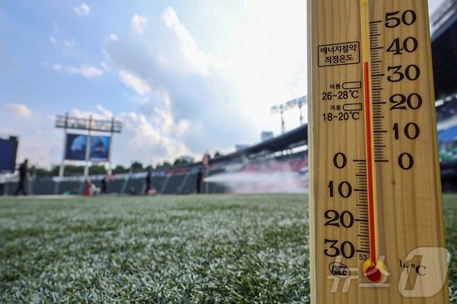 우왕좌왕하더니 우려했던 일이 현실로”천 만명 즐기는 축제가 ‘발칵 스포츠스케치