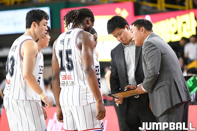 [JB프리뷰] ‘첫 개막 5연패 위기’ 삼성, KCC와 진흙탕 싸움?