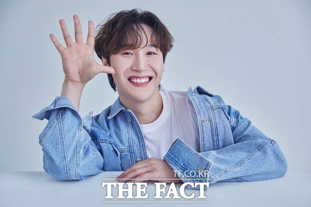 트롯가수 김태욱 3일 Kbs1 열린음악회서 지미의 편지 열창