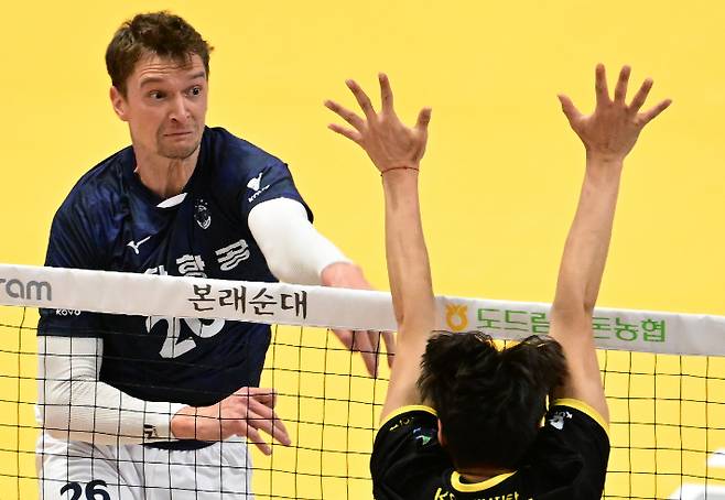 막심 효과 통했다 대한항공 2r 첫 경기 완승여자부 현대건설은 6연승