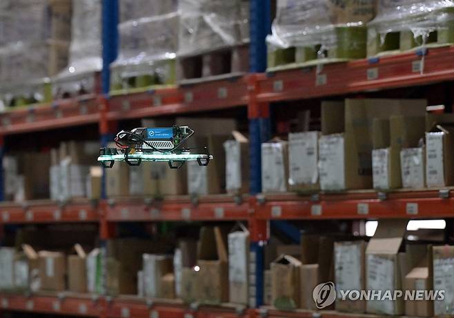 드론과 스마트기기로 물류 혁신한진 첨단기술 시연