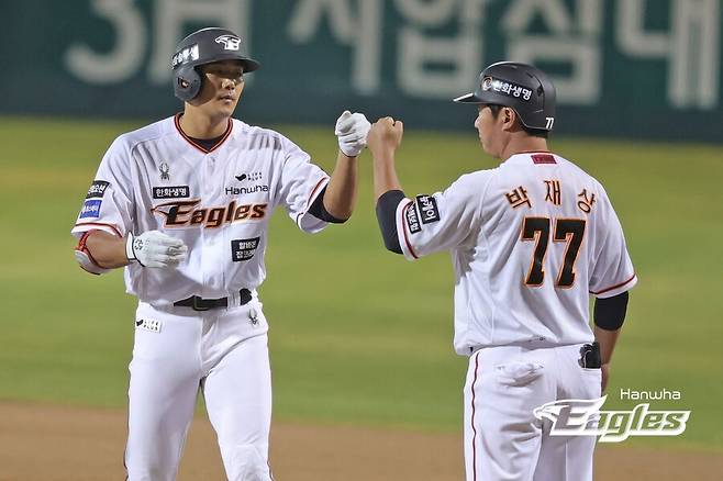 Kt 한화로 간 Fa 엄상백 보상선수로 장진혁 선택 즉시전력감 지명 공식발표