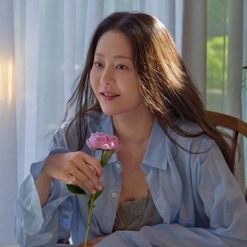 고현정이 생각하는 진짜 아름다운 여자 특징 꿀벌책방