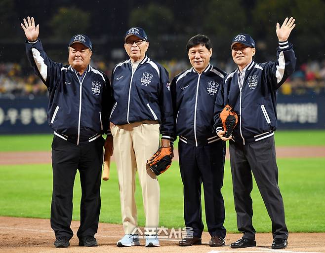 치솟는 몸값떨어진 국제경쟁력선출단장 어느덧 10년 Kbo리그 달라졌나요 장강훈의 액션피치