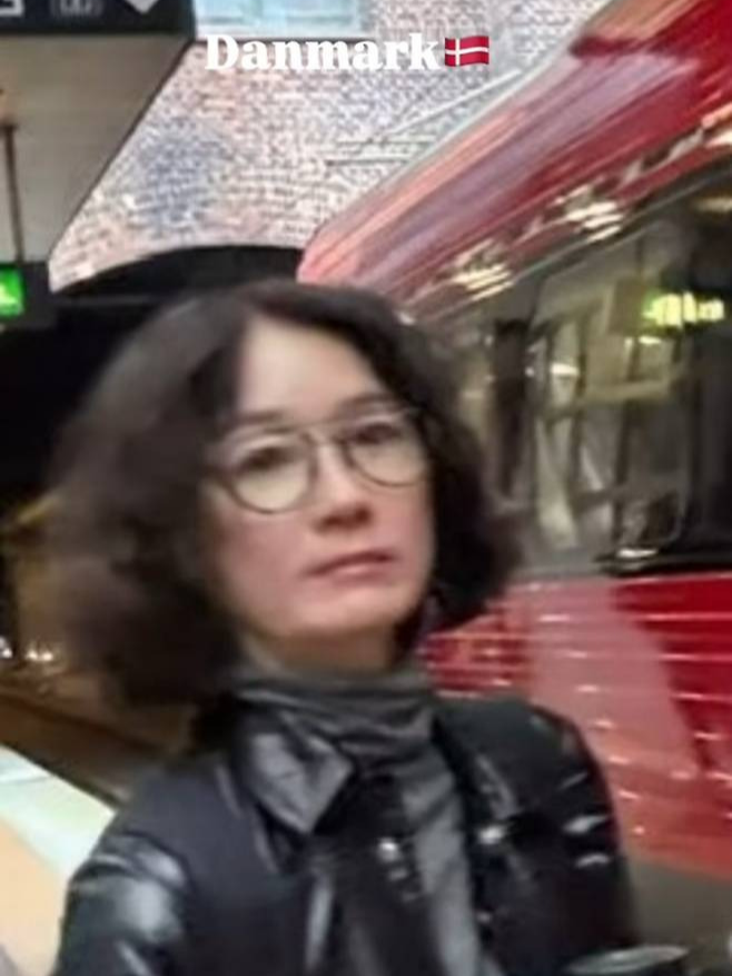 오연수 일상 벗어나 덴마크로 비니와 점퍼로 뽐낸 감각적 여행룩 스타와 라이프