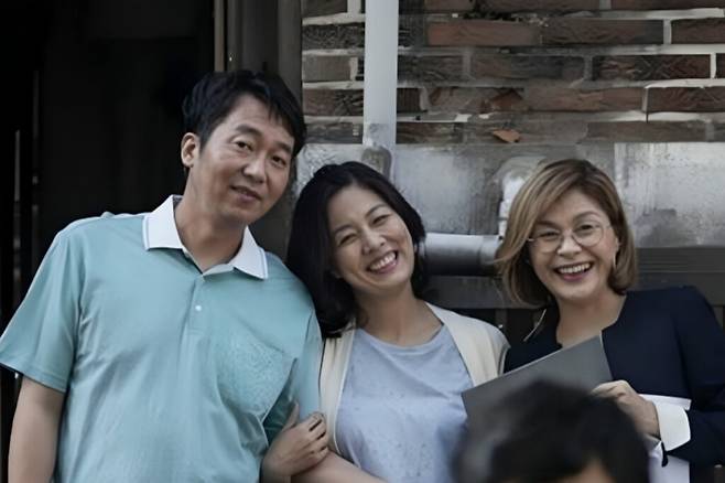 진짜 부부였다고” 드라마 속 부부 알고 보니 24년 차 실제 부부 셀럽스케치