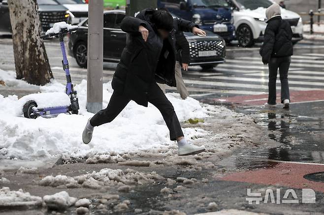기상청 서울 전역 대설경보 해제경기남부·제주는 유지