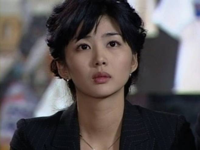 결혼하자마자 ‘각방 생활 중인 스타 부부 셀럽스케치
