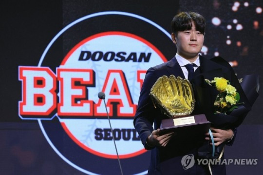 최고의 신인 두산 김택연 신체검사 이상 무체인지업 갈고 닦아 피안타율 낮출 것