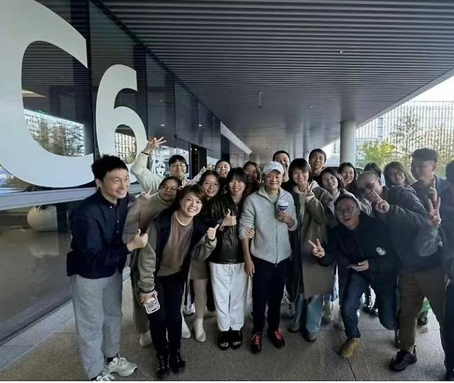 알리바바 마윈 항저우 본사 방문해 활짝 웃음그 의미는