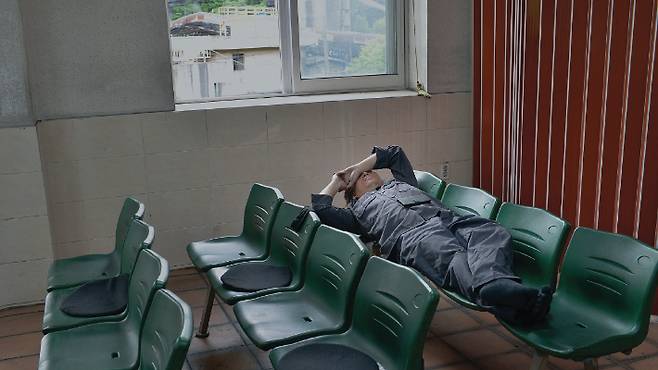 회복할 새 없이 수술·치료 반복하는 화순 폐광 광부들