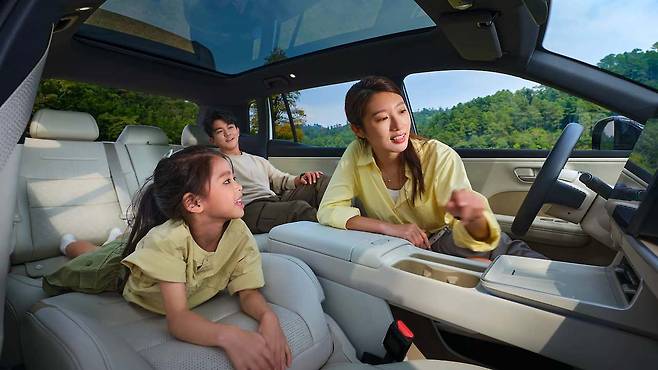 1900만 원대 주행거리 430km 토요타의 첫 번째 전기 Suv 출격 구름을달리다