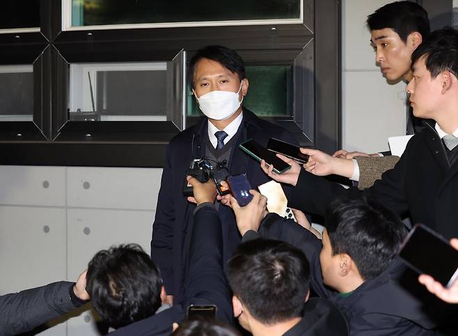대통령실 압수수색 불발경찰 자료 일부만 받고 철수