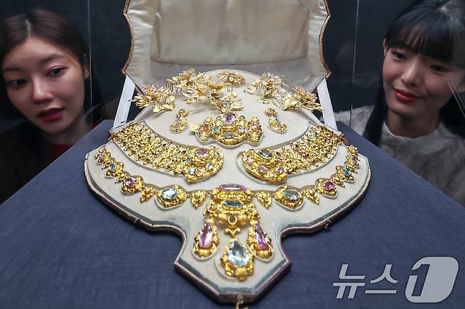 세계 3점뿐인 성 십자가 볼까 롯데뮤지엄 디 아트 오브 주얼리
