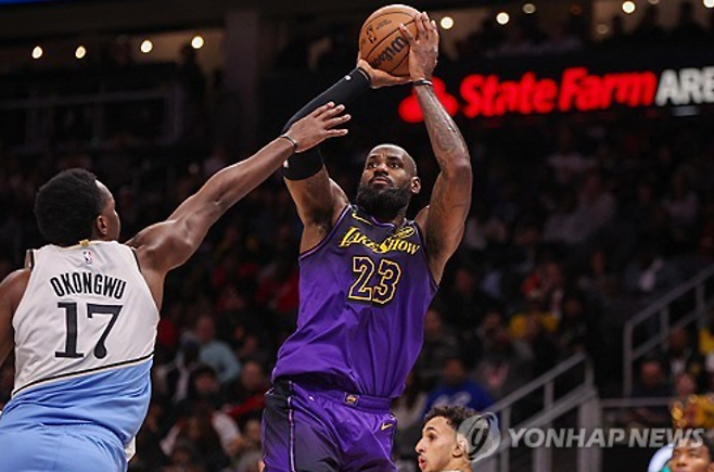 Nba 킹 르브론도 세월은 거스를 수 없었다여전히 복귀 불투명 교체 요청을 두 번이나