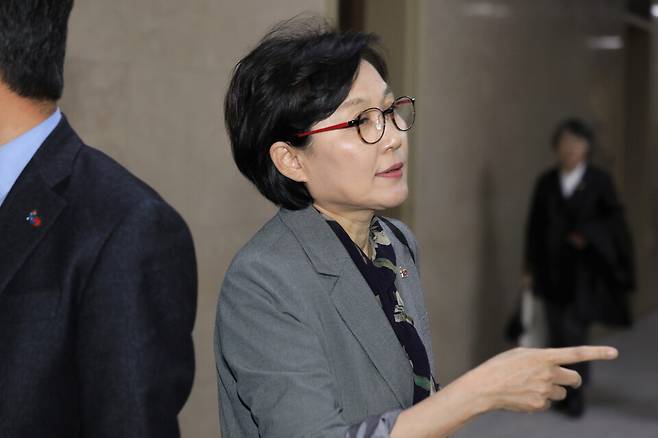 조현옥 전 靑 수석 기소‘문재인 전 대통령 뇌물 혐의 관련