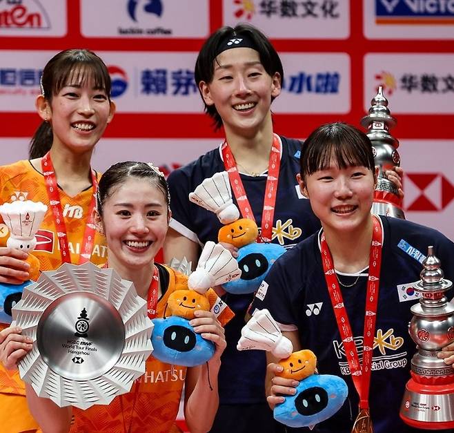 배드민턴 복식 간판 이소희 백하나 日 잡고 Bwf 월드투어 파이널 우승 쾌거
