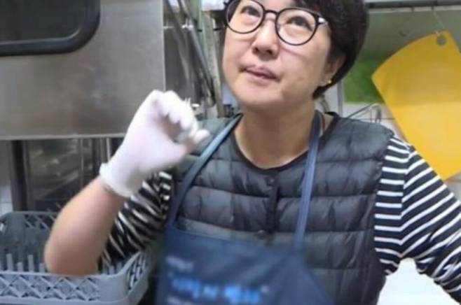 20년 만에 이혼” 잉꼬부부의 가면 뒤에 숨겨진 진실 셀럽스케치