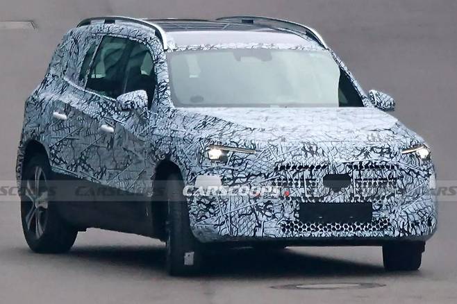 이 車는 엄마들이 더 좋아하겠다 풀체인지를 앞둔 신형 Suv 테스트카 등장 토픽트리