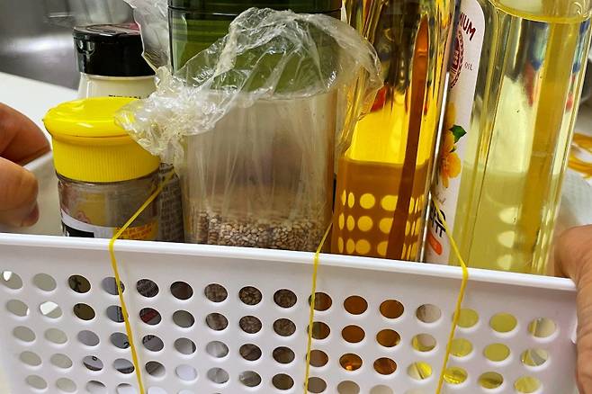 굴러다니는 고무줄을 감아주세요 놀라운 효과에 감탄이 절로 나와요~ 쏙쏙팁