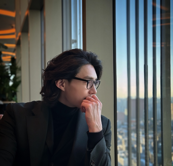 얼마나 잘 생겼길래 미국 명문대 다니다 골프장에서 캐스팅돼 한국 온 배우 스포엔 뉴세이